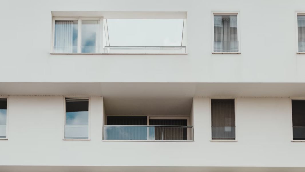 オフィスDXで業務効率化・テレワーク推進を実現！レンタルオフィスの活用も改革実現のカギ | Re:ZONE